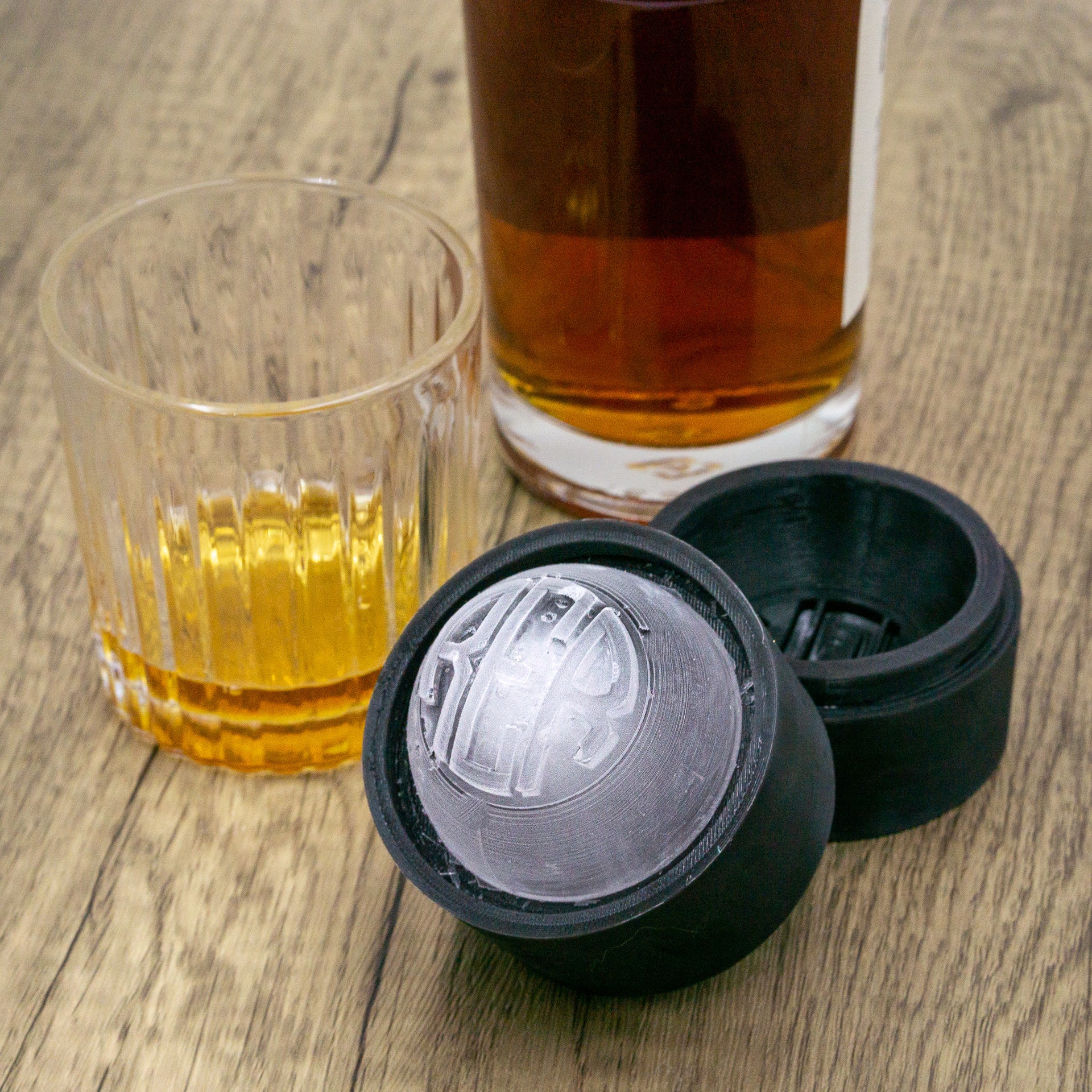 Siligrams — Custom Ice Cube Mold. Personalized Ice Cube Tray. Monogram ...